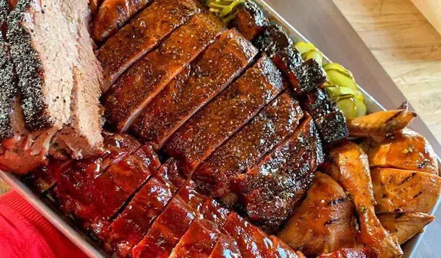 The 7 Best Places For BBQ In Toronto | Enjoy Travel