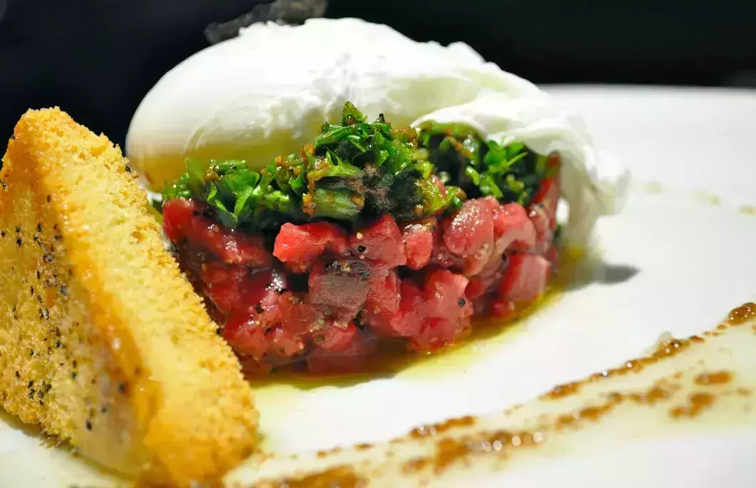 7 Best Steakhouses in Michigan | Enjoy Travel