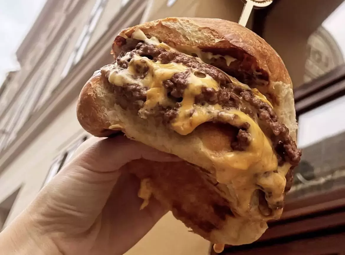 The 50 Best Burgers in Europe | Enjoy Travel