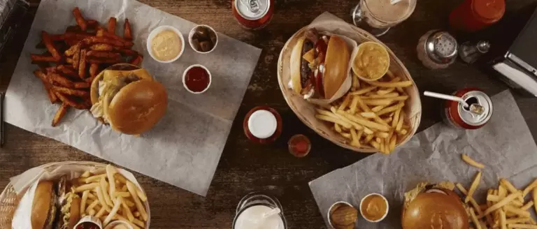 The 25 Best Burgers In Germany | Enjoy Travel