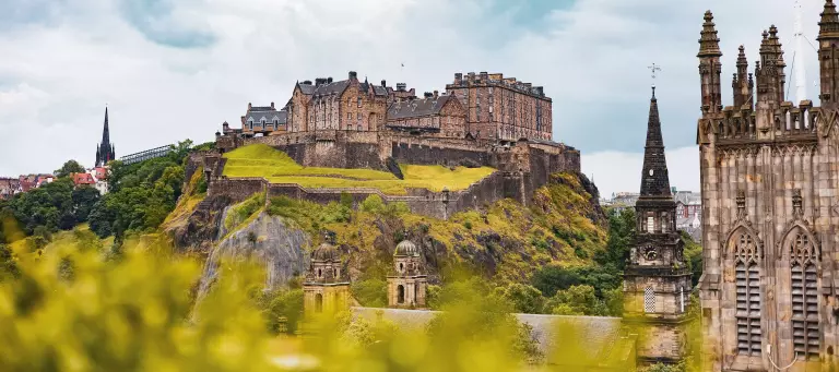 7 of the best rooftop bars in Edinburgh | Enjoy Travel