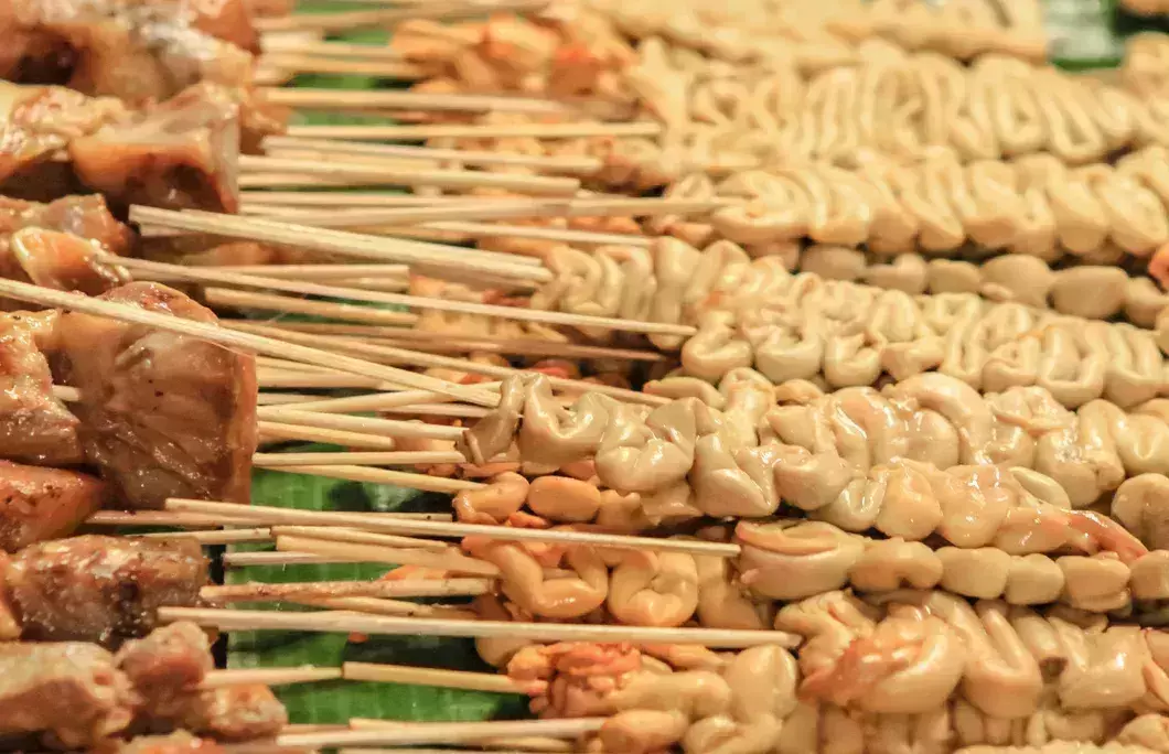 Filipino Street Food: 7 Delicious Dishes To Try | Enjoy Travel