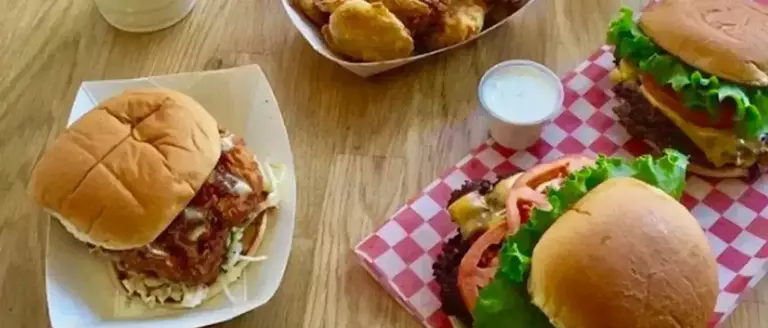 The 7 Best Burgers In Edmonton | Enjoy Travel
