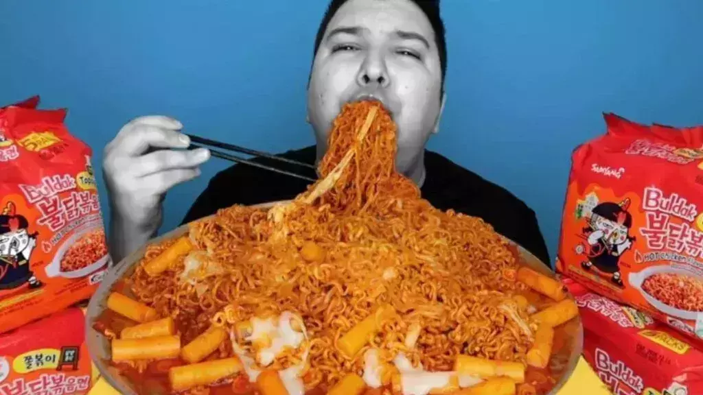 The Dish on the Global Phenomenon of Mukbang | Enjoy Travel