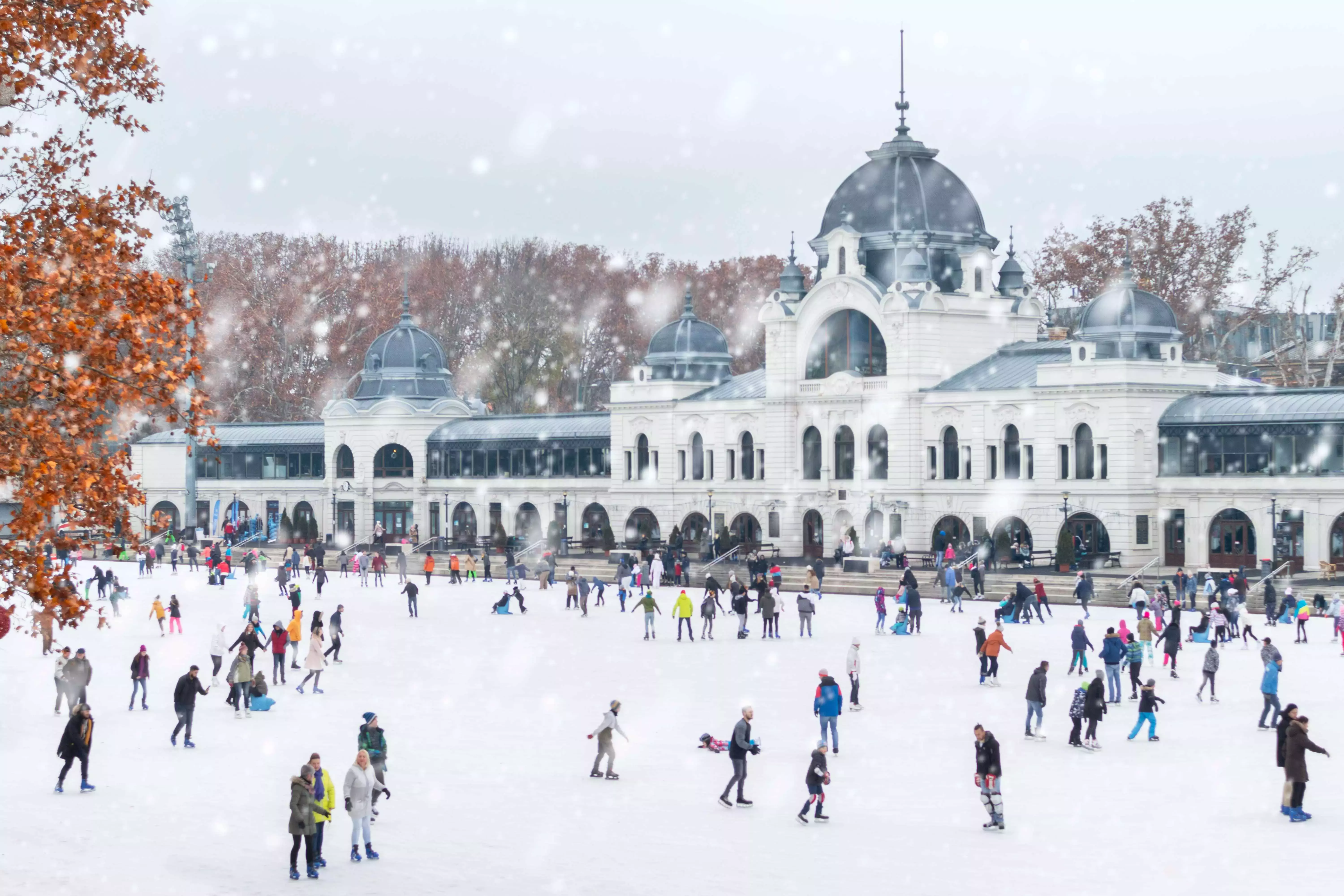 The 7 Best Ice Skating Rinks in Europe | Enjoy Travel