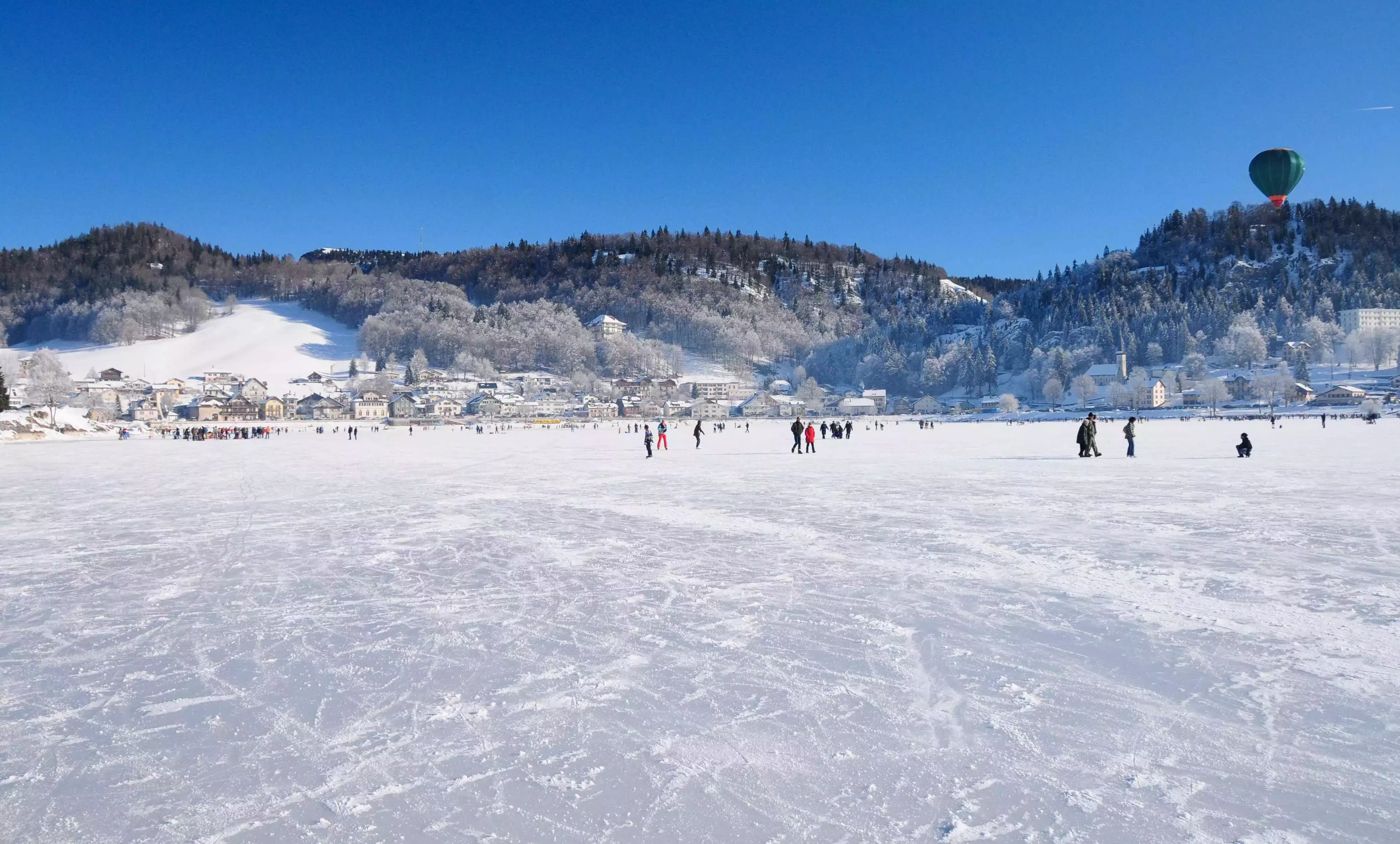 The 7 Best Ice Skating Rinks in Europe | Enjoy Travel