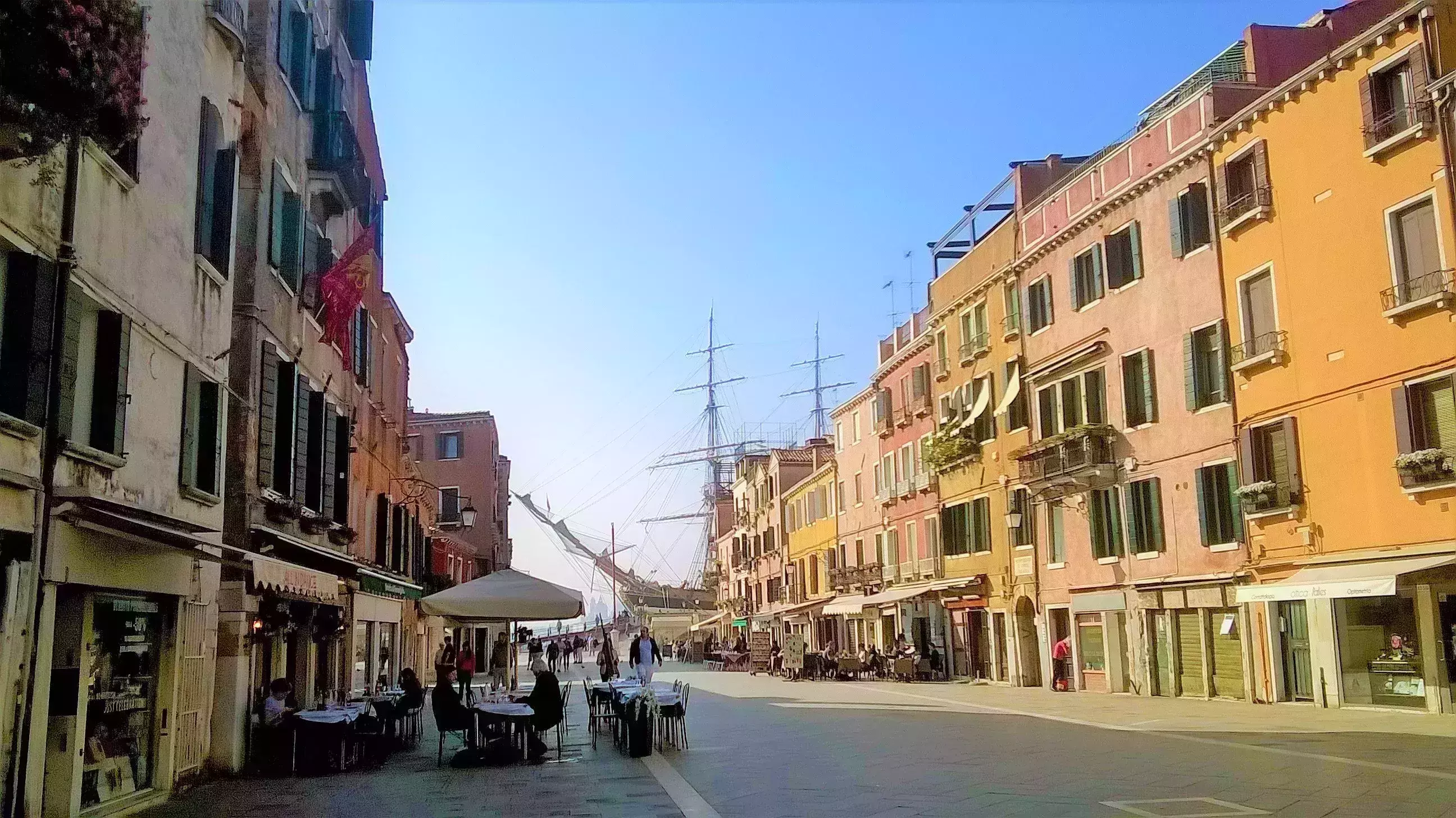 7 Unmissable Things To Do In Genoa | Enjoy Travel