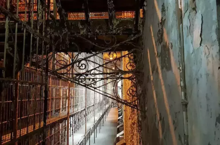 7 Most Haunted Places in Ohio | Enjoy Travel