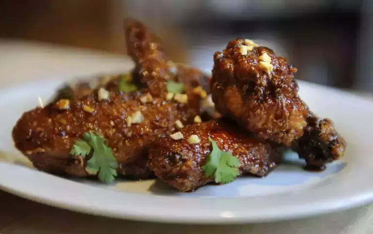 The 7 Best Places For Chicken Wings In Lincoln | Enjoy Travel
