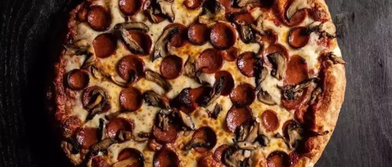 The 25 Best Pizzas In Michigan | Enjoy Travel
