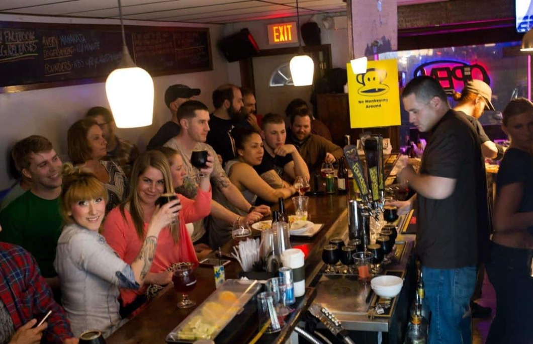 7 Of The Best Bars In Virginia Beach | EnjoyTravel.com