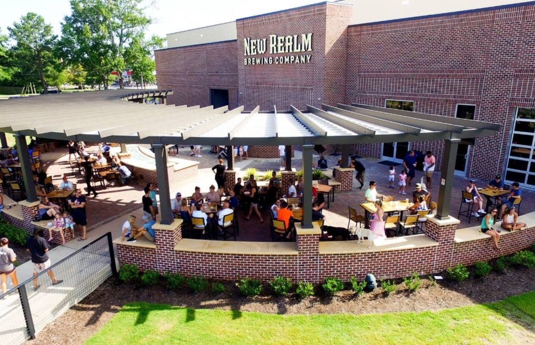 7 Of The Best Bars In Virginia Beach | EnjoyTravel.com