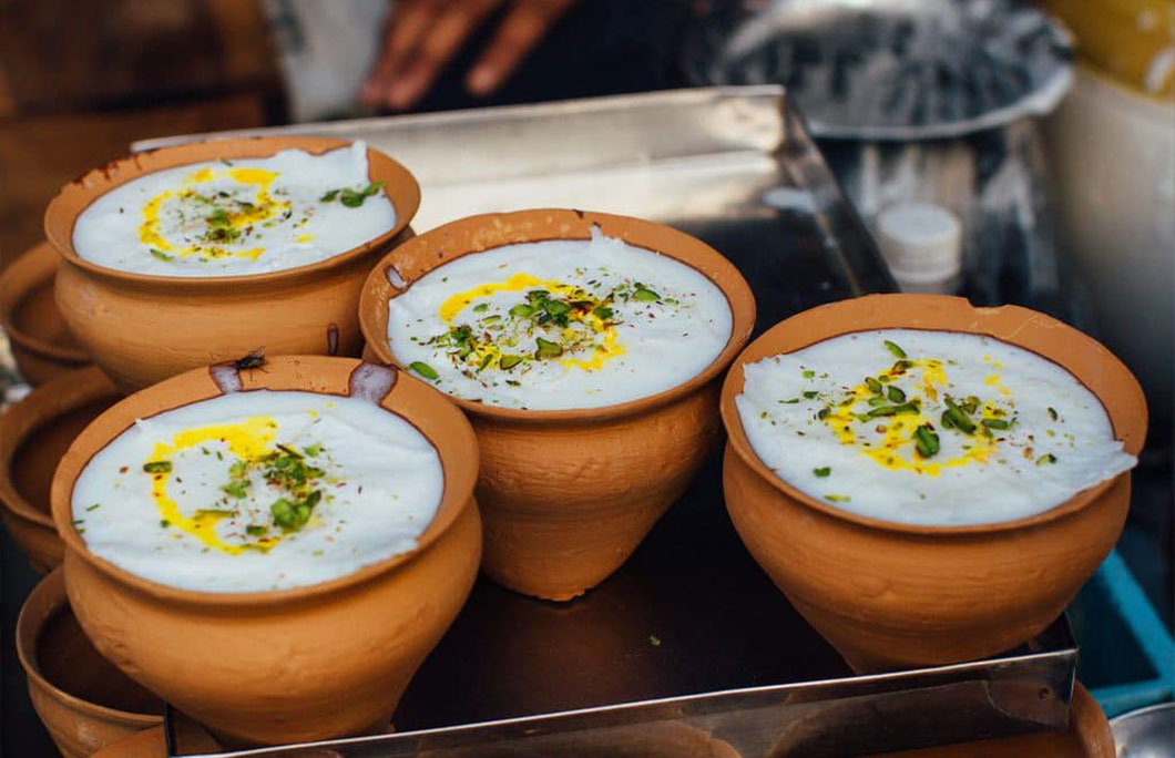 The 7 Must-Try Street Foods In India | EnjoyTravel.com